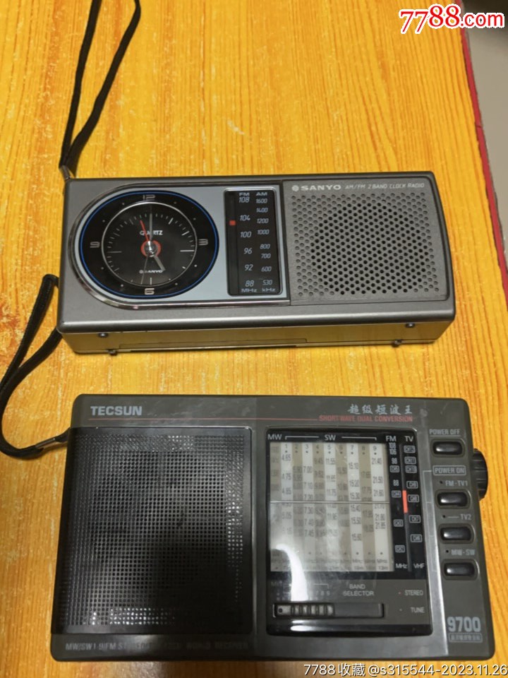 两台收音机_收音机_图片鉴定_收藏价格_7788铜镜收藏