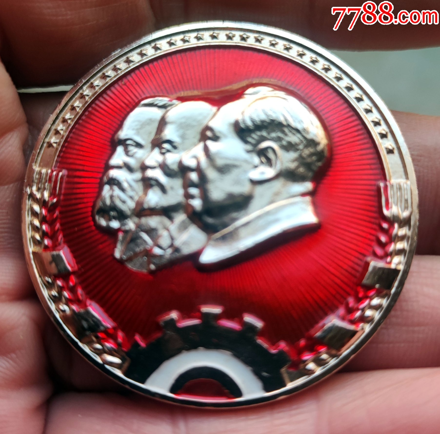 精品伟人三头像章一枚4厘米_像章徽章_怀旧精品商店【7788收藏__收藏热线】