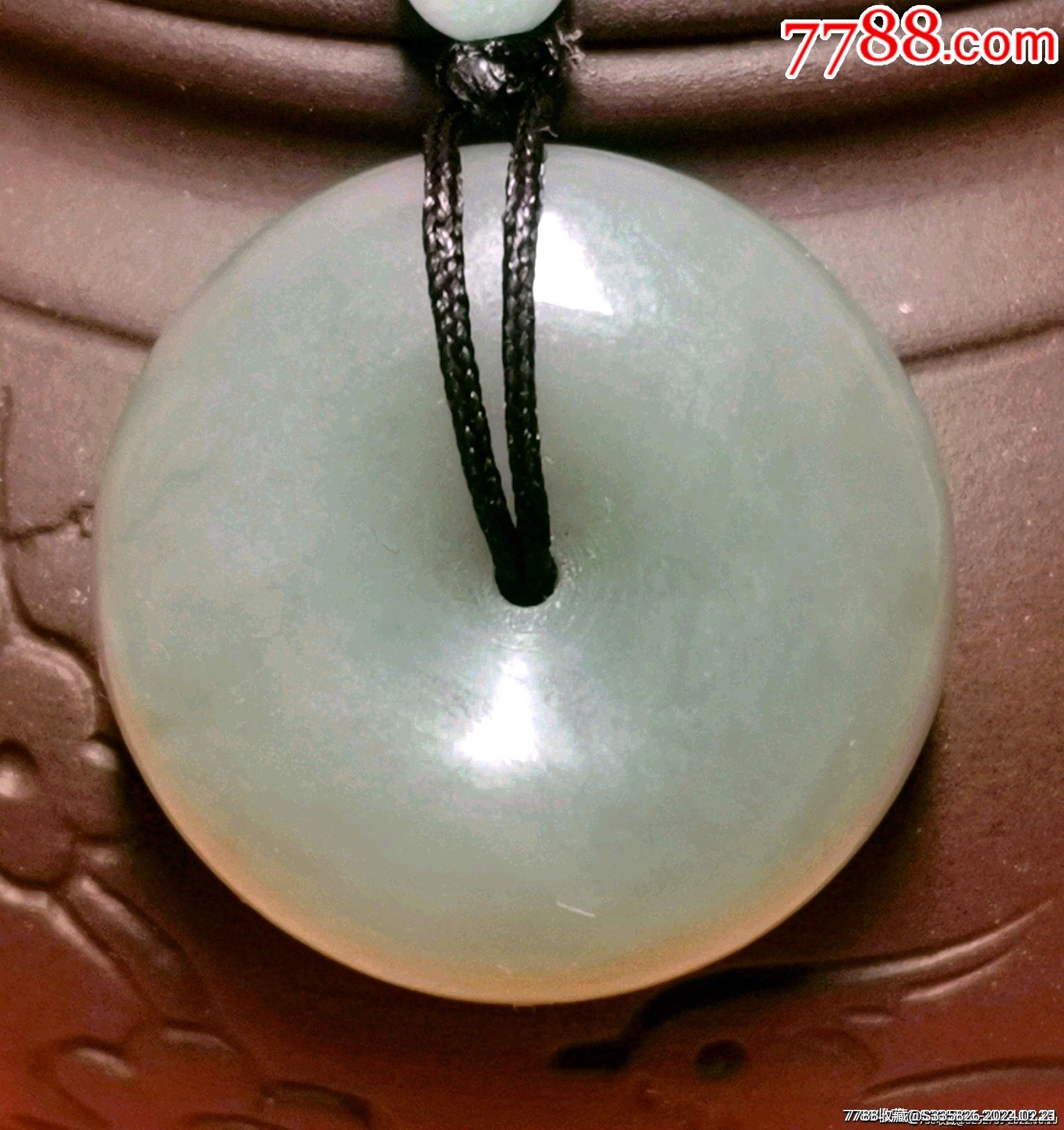 天然和田玉且末蓝精品平安扣吊坠挂件一枚，扣子料子特别细腻油润颜色清丽，打灯通透无_和田玉_图片欣赏_收藏价格_7788烟标收藏