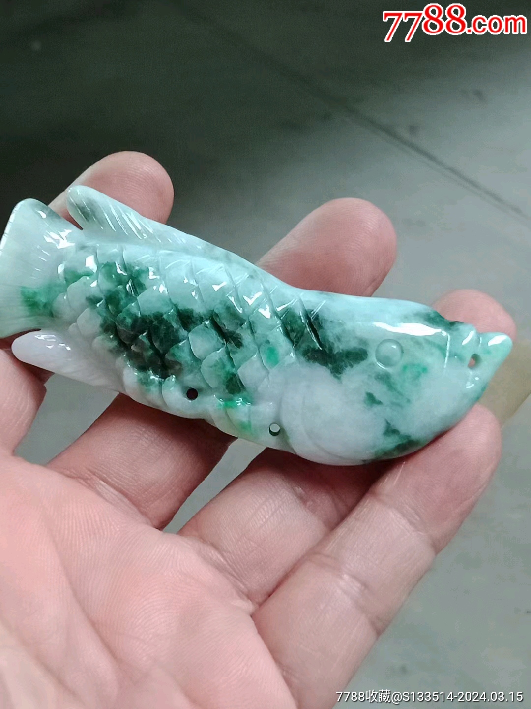 862250-2A翡翠阳绿年年有余挂件（送证书）-价格:230元-au37118915-翡翠/缅甸玉 -加价-7788收藏__收藏热线