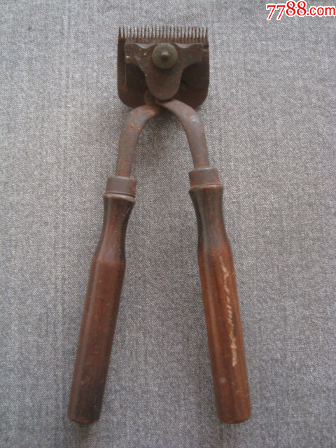 G3167民国红色硬木类理发推子剃刀，精美老工具-价格:130元-au37657556-推子 -加价-7788收藏__收藏热线