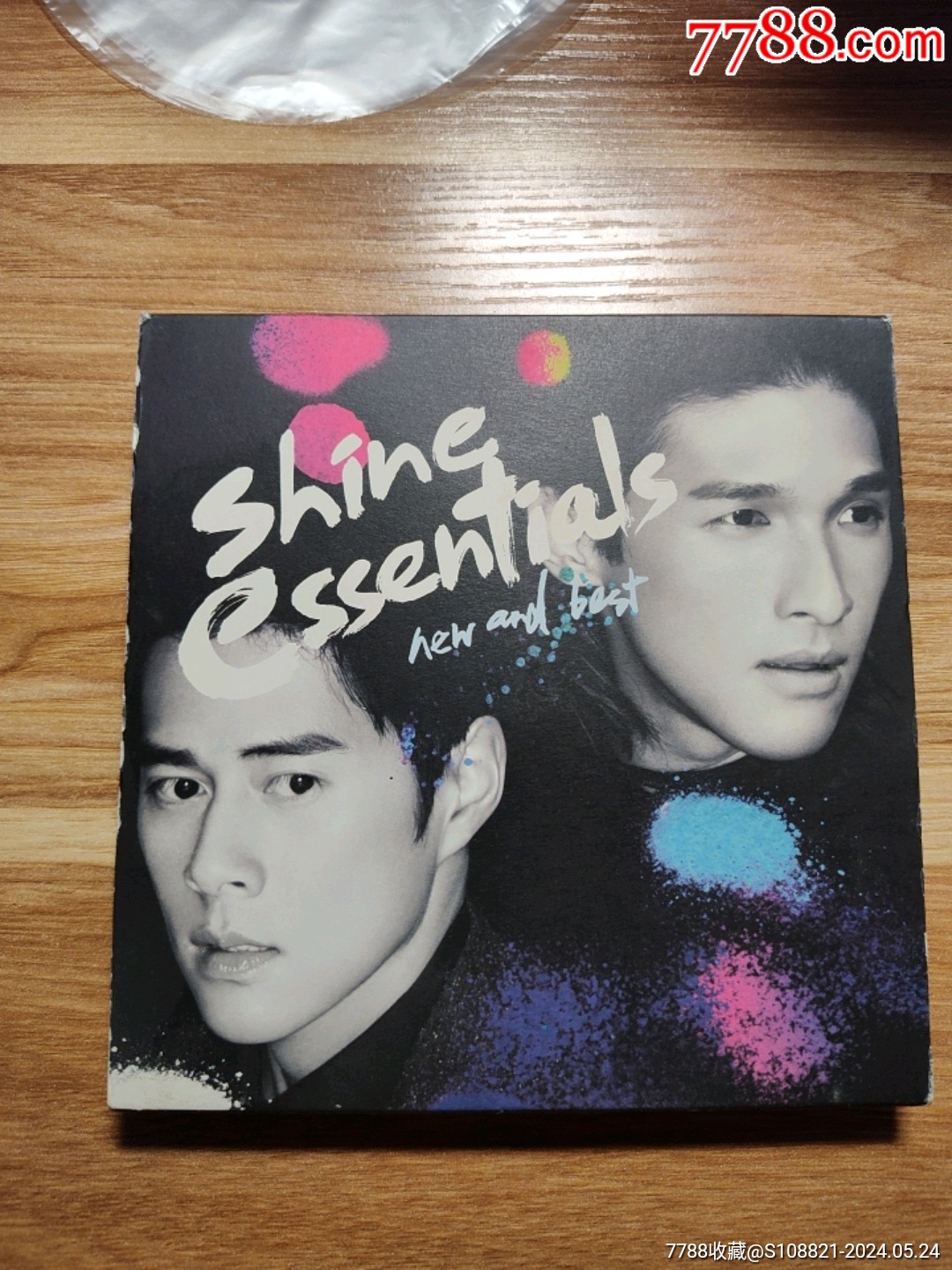 shine-essentials新歌+精选2CD，寰亚音乐大开盒装，拉页写真，_音乐CD_轩轩碟屋【7788收藏__收藏热线】