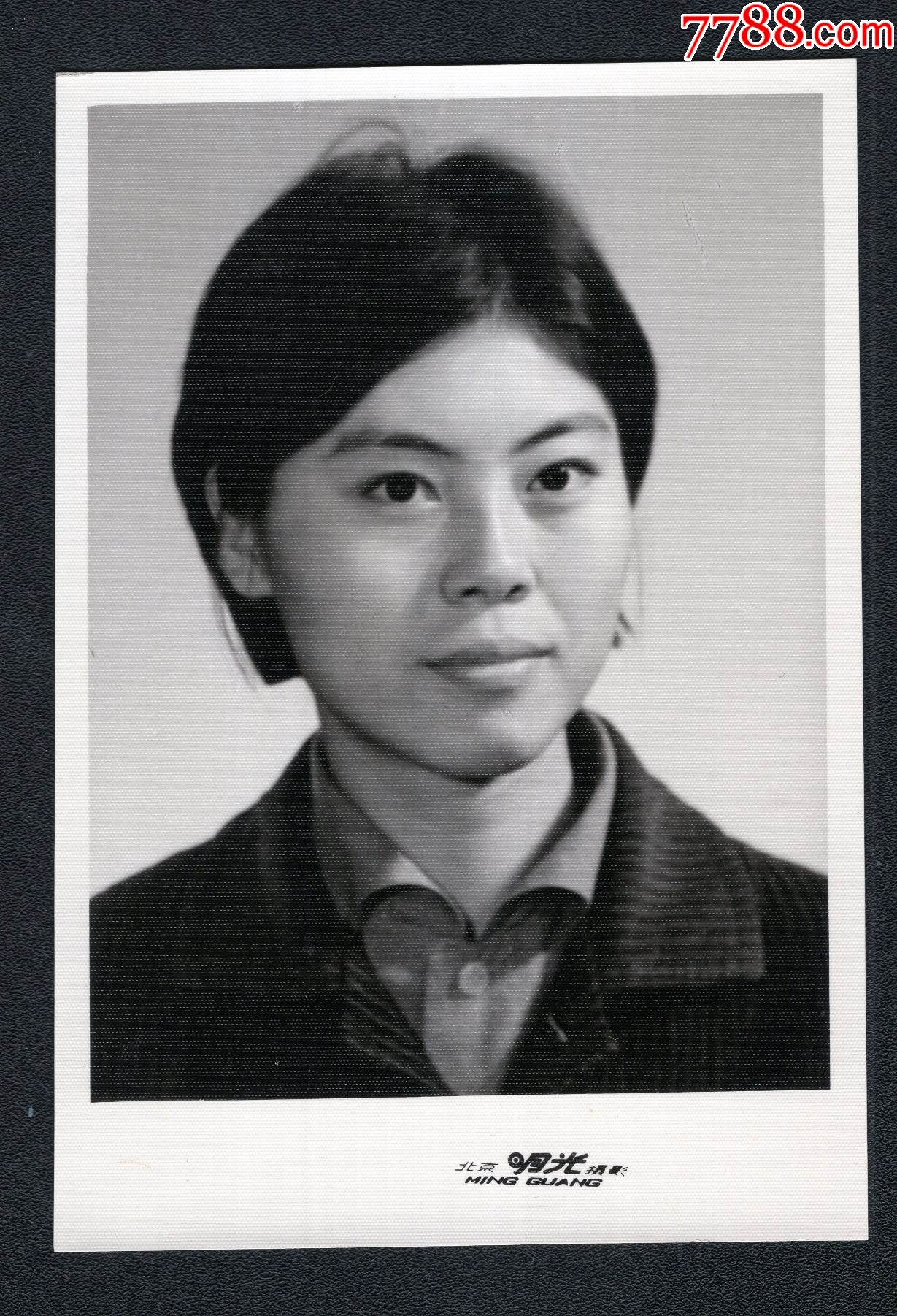 70年代美女老照片1张(尺寸约8.4*12.2厘米）_【7788商城__七七八八商品交易平台(7788.com)】