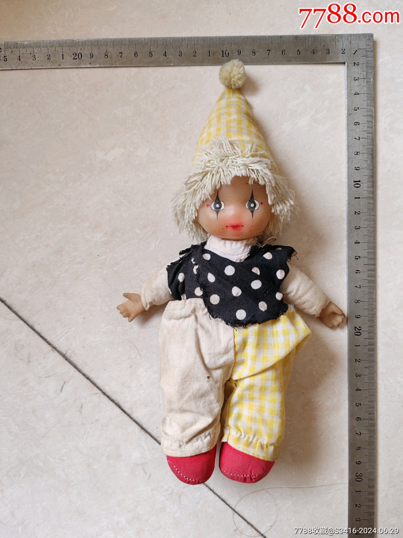 女娃娃_胶皮玩具_画中景【7788收藏__收藏热线】