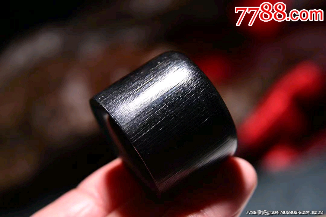 人工饲养家养牛角扳指一枚，内径：22至23mm。未經使用的藏品，品相保存極其完整_角制饰品_泽元字画艺术品【7788收藏__收藏热线】