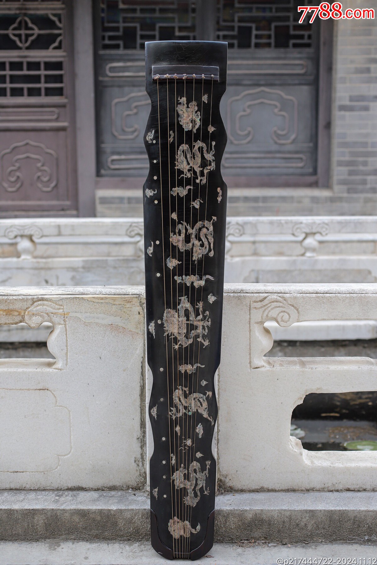 珍藏木胎漆器镶贝壳民族古琴乐器，古琴长度123厘米宽20厘米厚10厘米，-价格:1799元-au39546340-古琴 -加价-7788收藏__收藏热线