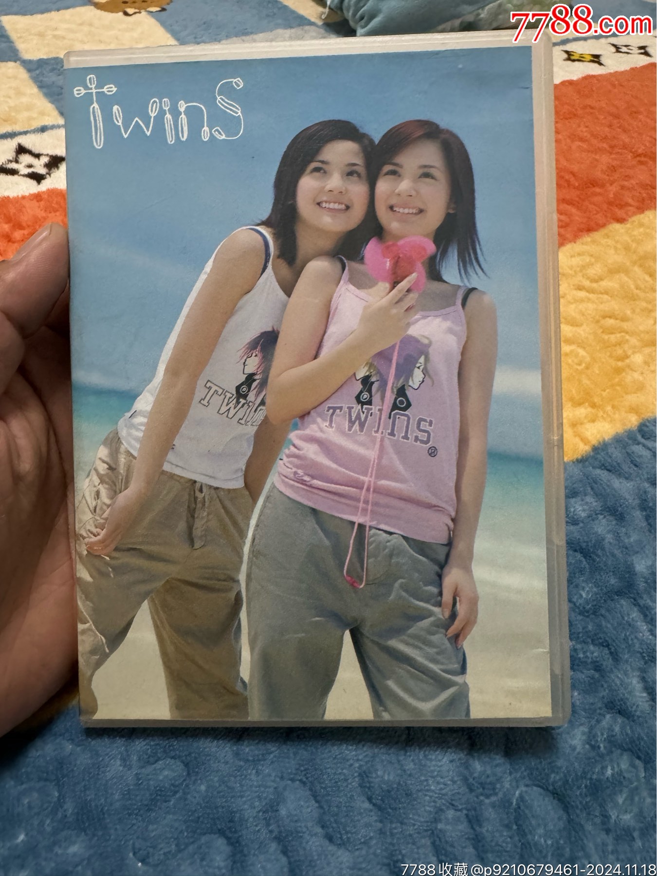 Twins蔡卓妍钟欣潼首张同名专辑__【7788收藏__收藏热线】