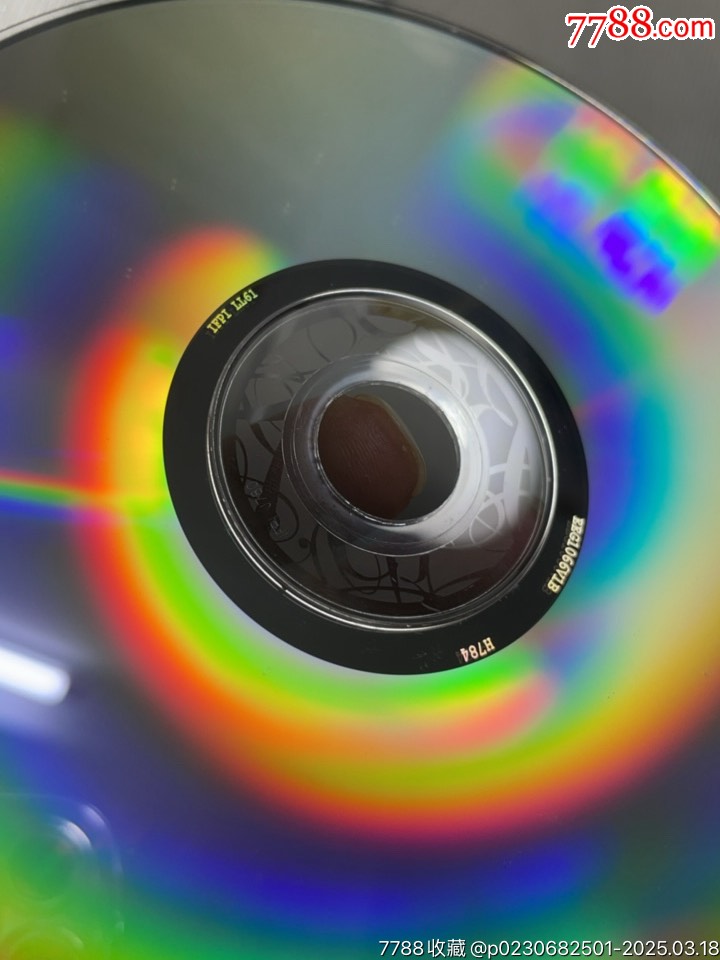 罗文-留给世上最爱的人。大盒装。金碟CD+VCD。95新。-价格:10.0000元-au40700017-音乐CD -加价-7788收藏__收藏热线